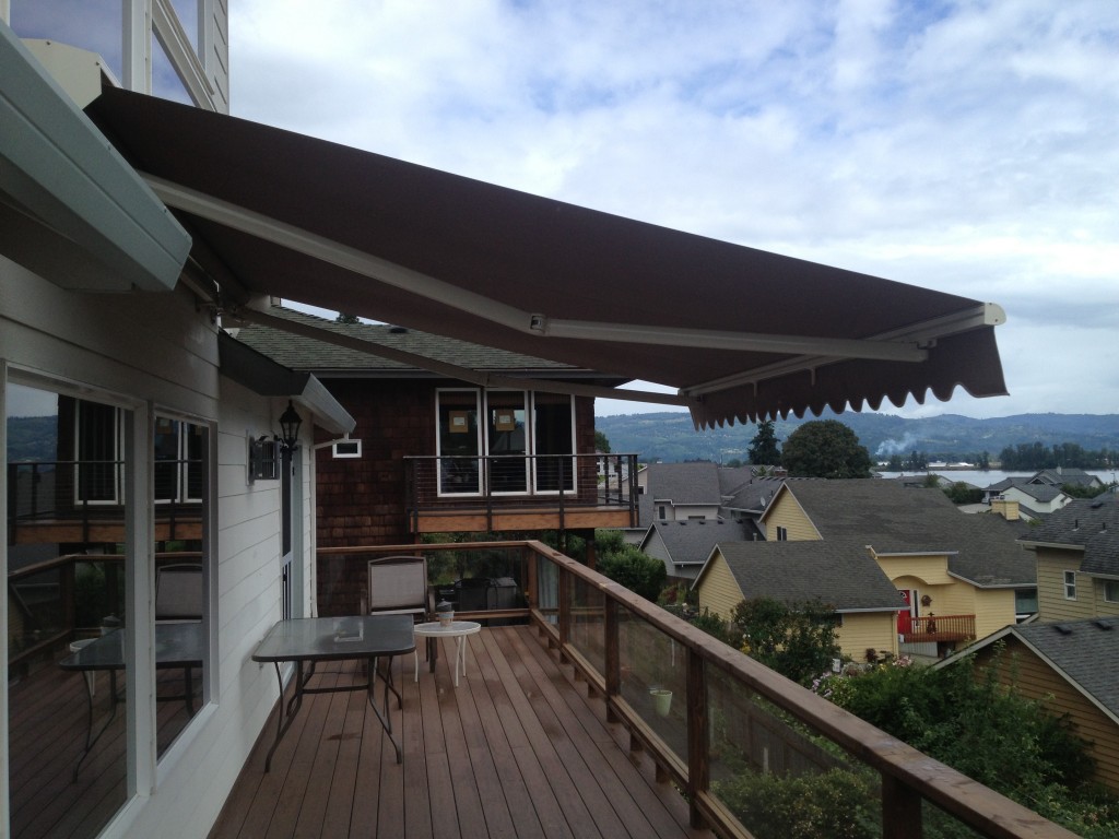 Roll-up / Fabric Retractable Awnings in Portland OR - May Awning & Patio